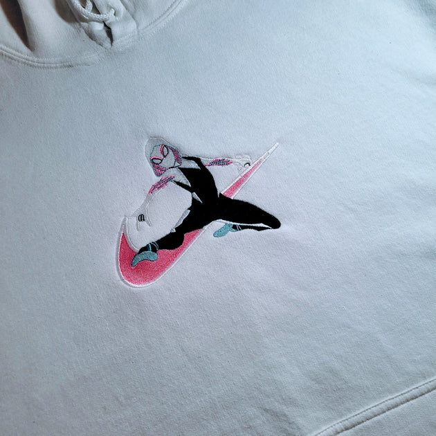SpiderGwen x Designer – Eze Threads